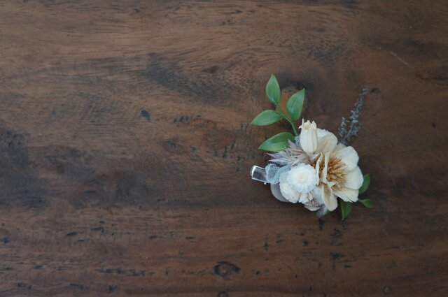 Corsage no.002 | iichi 日々の暮らしを心地よくするハンドメイドやアンティークのマーケットプレイス