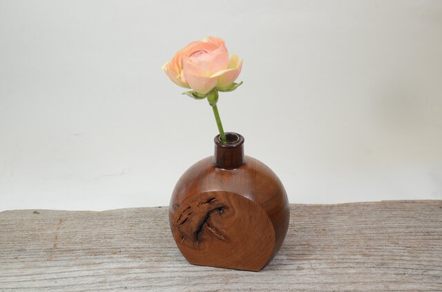 木の一輪挿し「欅」（けやき）木を愛でる | iichi ハンドメイド・クラフト作品・手仕事品の通販