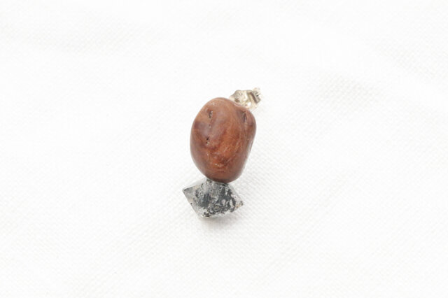 ピアス・イヤリング｜海の石｜SSPE-03 | iichi ハンドメイド・クラフト作品・手仕事品の通販