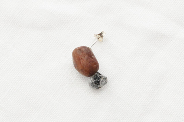 ピアス・イヤリング｜海の石｜SSPE-03 | iichi ハンドメイド・クラフト作品・手仕事品の通販