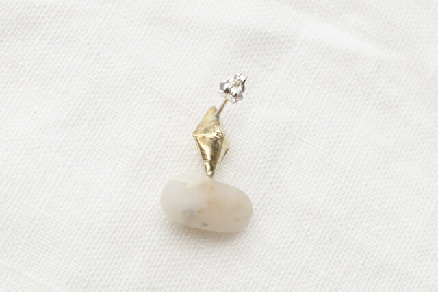 ピアス・イヤリング｜海の石｜SSPE-07 | iichi ハンドメイド・クラフト作品・手仕事品の通販