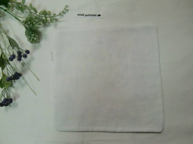 ☘️ミナペルホネン＊ふわさらっハンカチ＊ダブルガーゼ2枚＋jellybeans（小柄）で5重 ハンドメイド | iichi 日々の暮らしを心地よくするハンドメイドやアンティークのマーケットプレイス