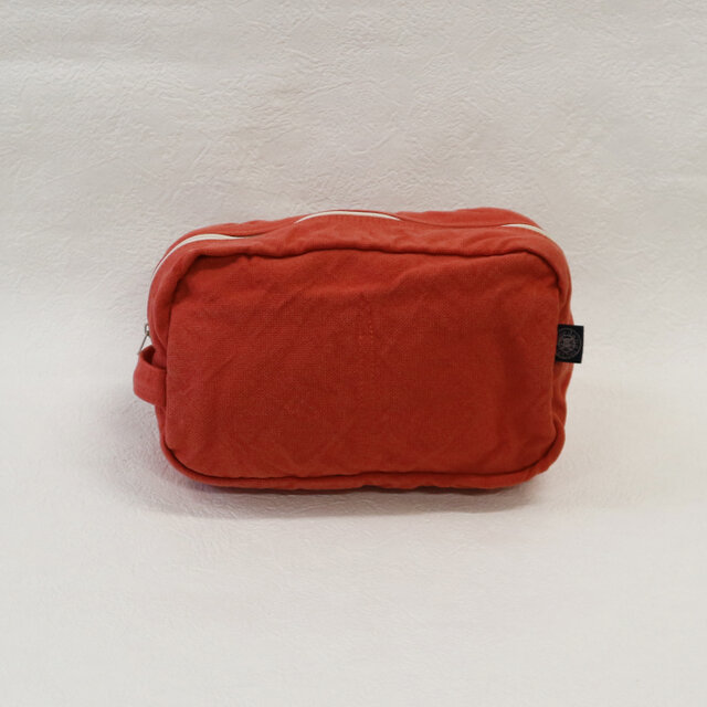 スクエアポーチ【2022秋冬限定カラー・ふかくれない】(VC-45) | iichi ハンドメイド・クラフト作品・手仕事品の通販