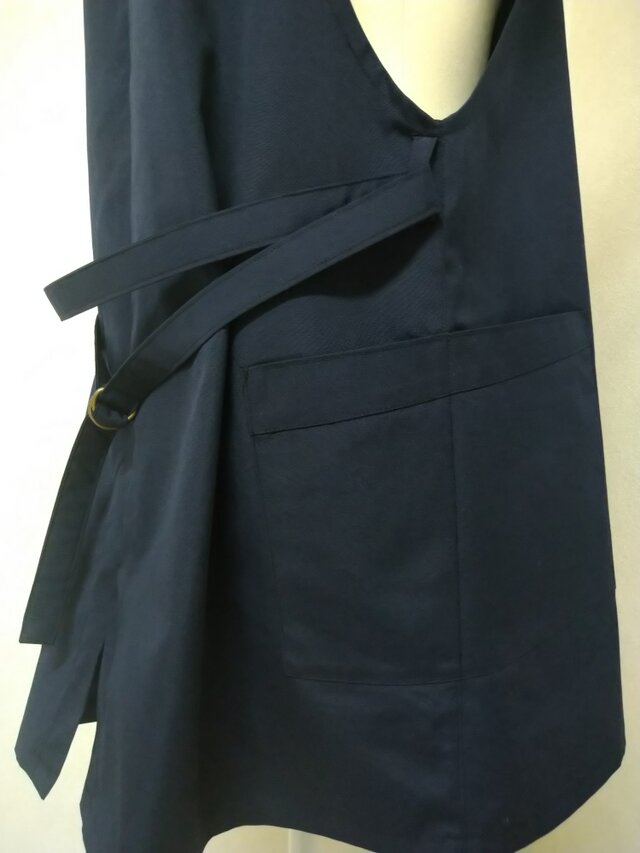 ベルトがポイント。WORKエプロン。 | iichi ハンドメイド・クラフト作品・手仕事品の通販