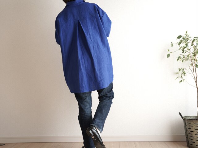 リネンのロングシャツ ブルー No.265-09 | iichi 日々の暮らしを心地よくするハンドメイドやアンティークのマーケットプレイス