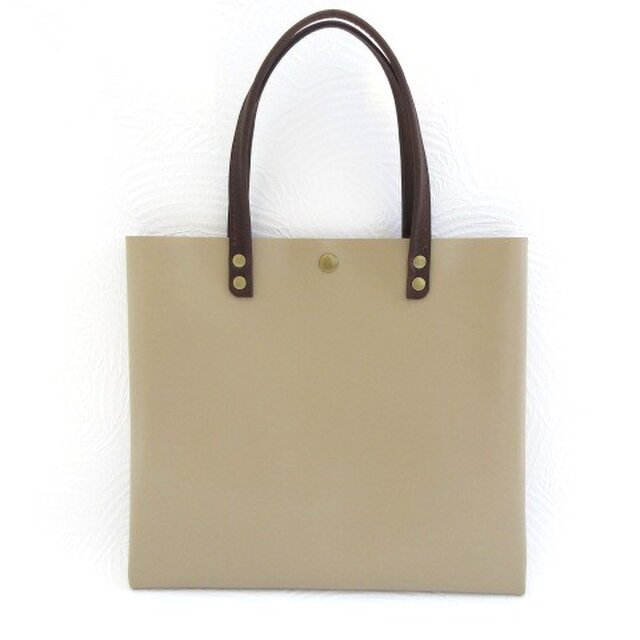 【アウトレットライン】《牛革》ちょい持ちミニトート♪「スクエアタイプ」スムース・カフェオレ・0296 | iichi 日々の暮らしを心地よくするハンドメイドやアンティークのマーケットプレイス