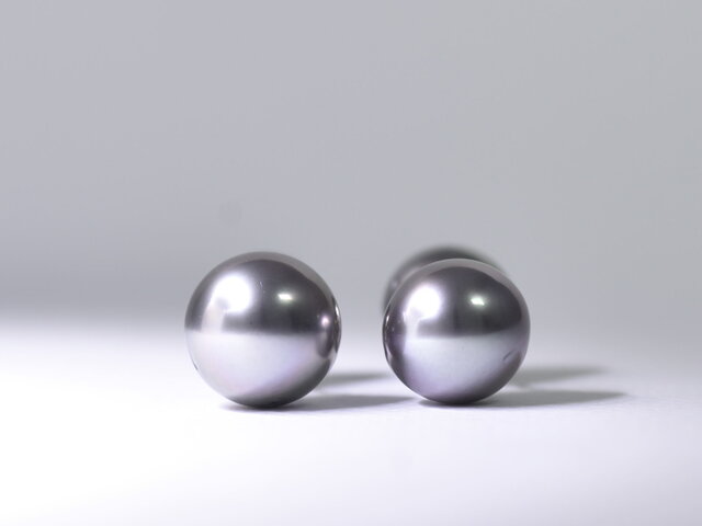 BlackPearl / k18YG Pierce 【Studs pierce】 | iichi ハンドメイド・クラフト作品・手仕事品の通販