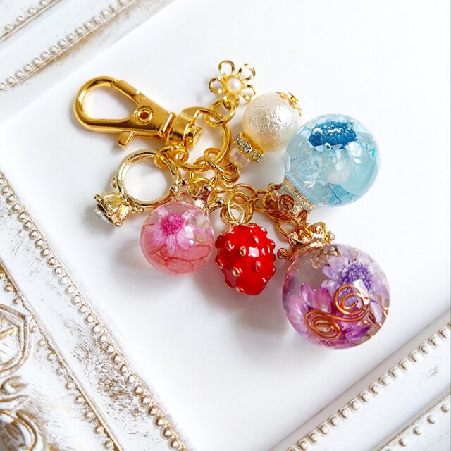 オルゴナイト まんまるチャーム 4種のパワーストーン 女子力アップ お守り 972 | iichi ハンドメイド・クラフト作品・手仕事品の通販