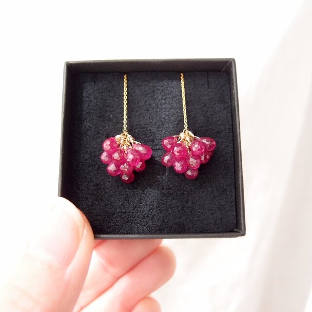 【K14gf】Bunch・アメリカンピアス／Ruby | iichi ハンドメイド・アンティーク・食品・ギフト・手作り