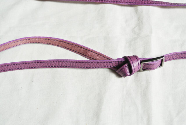 うさぎスカル（UR-1)、スモールショルダー（パープル）。 | iichi ハンドメイド・クラフト作品・手仕事品の通販