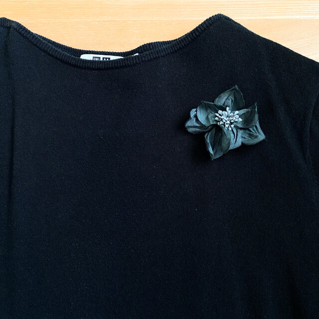 ユリ（小） 布花コサージュ 一点もの | iichi ハンドメイド・クラフト作品・手仕事品の通販