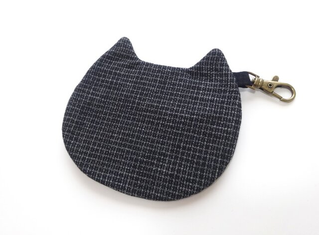 古布 猫ちゃんの形のポーチ no11 | iichi ハンドメイド・クラフト作品・手仕事品の通販