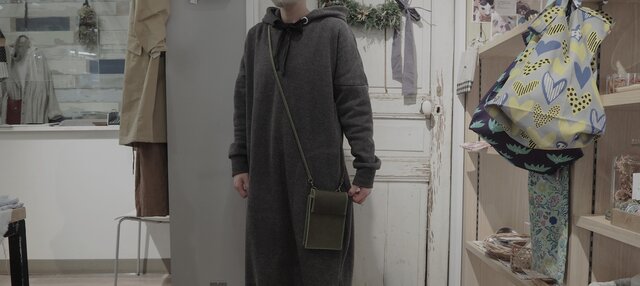 スマホポーチ ストラップ type02【受注制作】 | iichi ハンドメイド・クラフト作品・手仕事品の通販