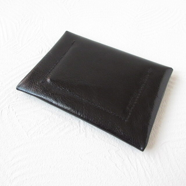 【アウトレットライン】《ゴートスキン》B7対応パスポートケース・「HANABIRA」・ブラック・0170 | iichi ハンドメイド・クラフト作品・手仕事品の通販