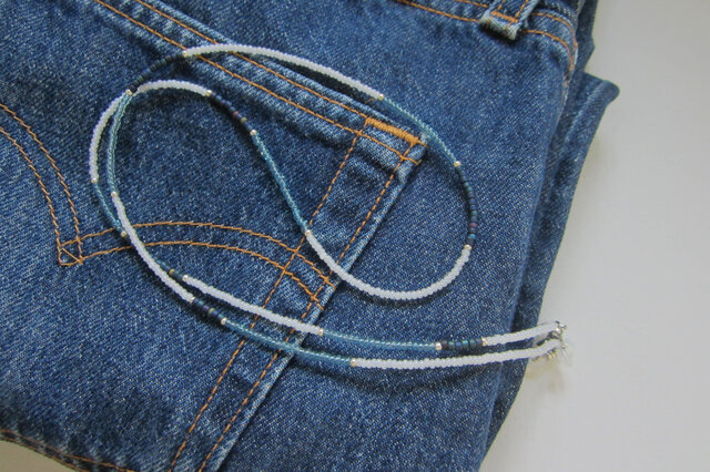 4wayチェーン（ホワイトライン ブルー系） | iichi 日々の暮らしを心地よくするハンドメイドやアンティークのマーケットプレイス