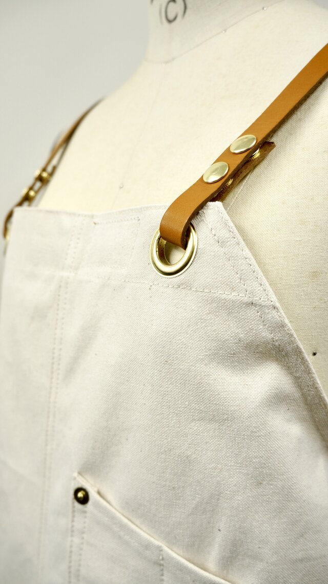 新作 apron TYPE 02 white | iichi ハンドメイド・クラフト作品・手仕事品の通販