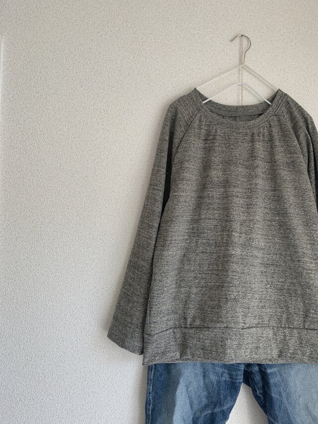 シンプルラグランカットソーL size | iichi ハンドメイド・クラフト作品・手仕事品の通販