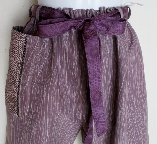 6968 着物で作ったパンツ ＃送料無料 | iichi 日々の暮らしを心地よくするハンドメイドやアンティークのマーケットプレイス
