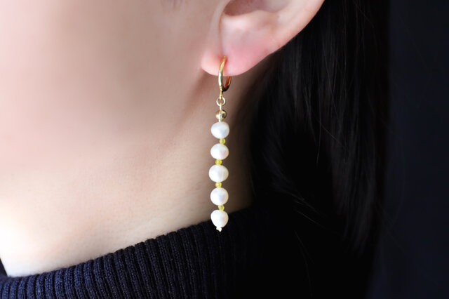 淡水パールxイエローカルセドニーの5-pieceイヤリング (#982) | iichi ハンドメイド・クラフト作品・手仕事品の通販