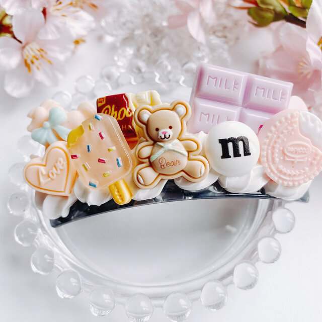 CANDY POP お菓子のヘアクリップ sakura スイーツデコ フェイクスイーツ | iichi ハンドメイド・クラフト作品・手仕事品の通販