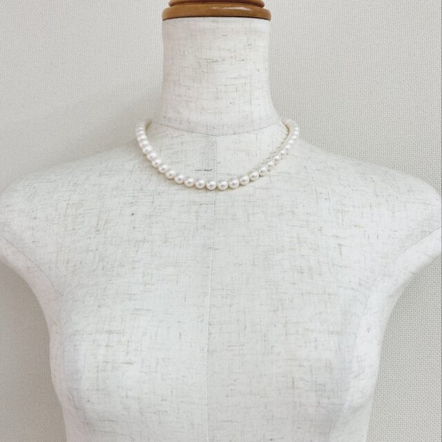 貝パールネックレス/8mm約42cm/ホワイトグリーン/R/made in japan | iichi 日々の暮らしを心地よくするハンドメイドやアンティークのマーケットプレイス