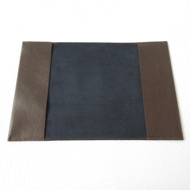 《ゴートスキン》文庫本サイズ対応・一枚革のブックカバー・ブロンズ・0702 | iichi ハンドメイド・クラフト作品・手仕事品の通販