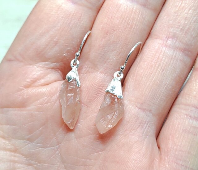 ピンクアメジスト＊925 pierce | iichi 日々の暮らしを心地よくするハンドメイドやアンティークのマーケットプレイス