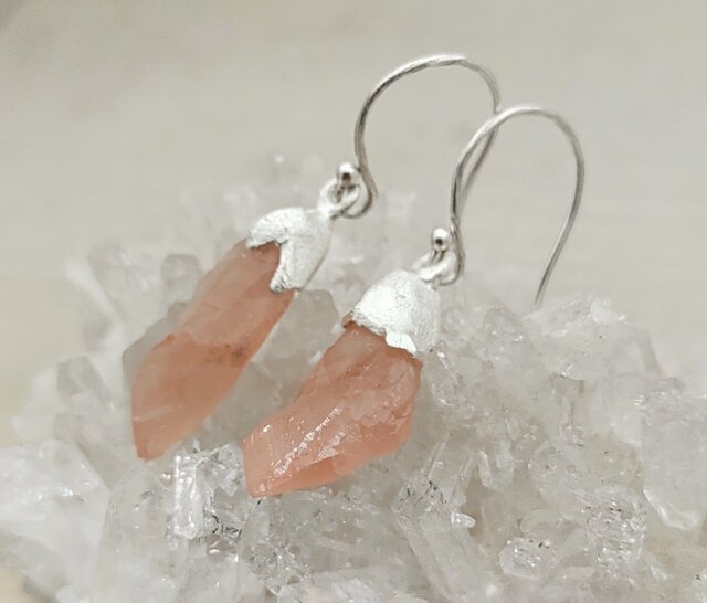 ピンクアメジスト＊925 pierce | iichi 日々の暮らしを心地よくするハンドメイドやアンティークのマーケットプレイス