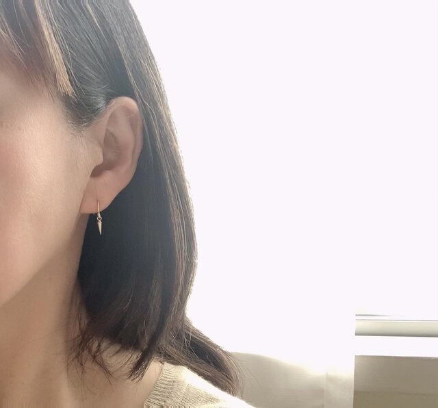 14kgf 華奢なスタッズピアス | iichi ハンドメイド・クラフト作品・手仕事品の通販