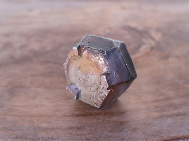 備前焼 三つ足ぐい呑み gi-344 | iichi ハンドメイド・クラフト作品・手仕事品の通販