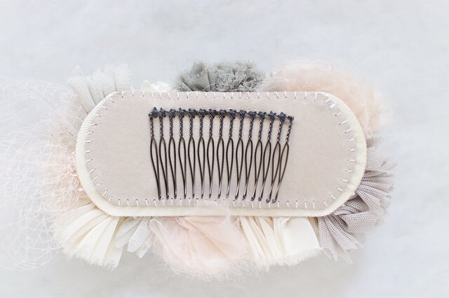 アンティークカラーのウェディングボンネ : : : 1193 | iichi 日々の暮らしを心地よくするハンドメイドやアンティークのマーケットプレイス