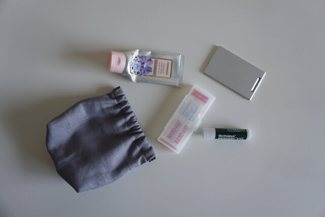 SIMPLE POUCH / smokypink | iichi ハンドメイド・クラフト作品・手仕事品の通販