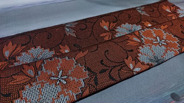 創作帯☆居合帯・半纏帯 大島風・撫子 巾約7cm | iichi 日々の暮らしを心地よくするハンドメイドやアンティークのマーケットプレイス