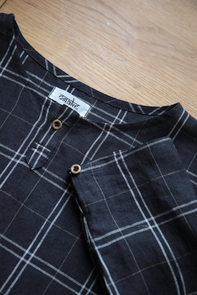 Gender-free tops/ black checked pattern | iichi ハンドメイド・クラフト作品・手仕事品の通販