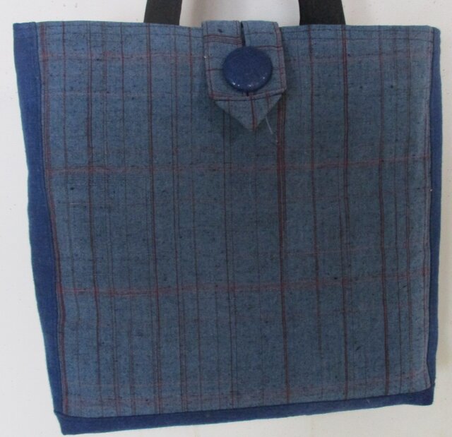 7004 紬で作った手提げ袋（タブレット入れ） ＃送料無料 | iichi ハンドメイド・アンティーク・食品・ギフト・手作り