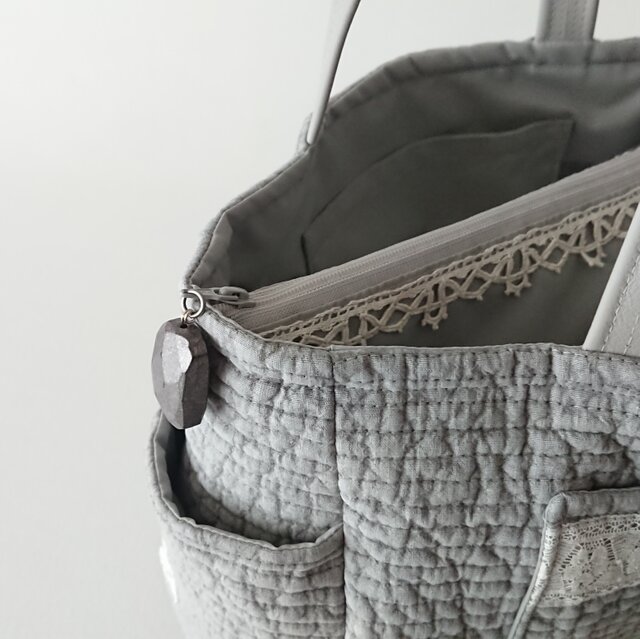 antique lace standard bag [nubi/light gray] | iichi ハンドメイド・クラフト作品・手仕事品の通販