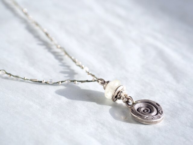トライバルチャーム x リビアングラス アミュレットペンダント silver950 | iichi ハンドメイド・クラフト作品・手仕事品の通販