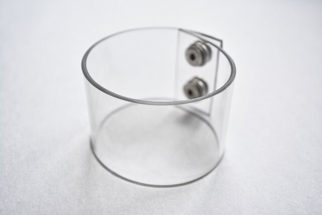 PVCクリアブレスレット ベルト | iichi 日々の暮らしを心地よくするハンドメイドやアンティークのマーケットプレイス