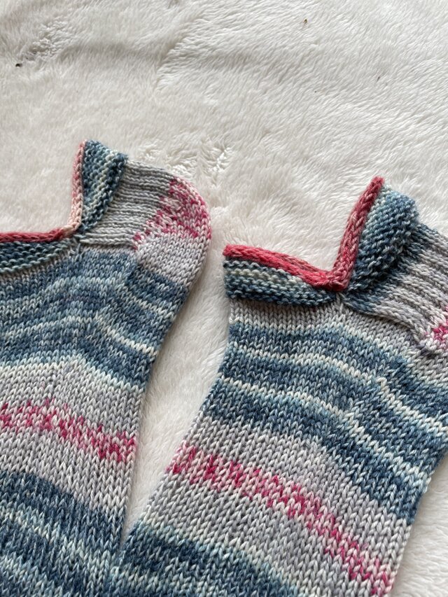 No.1144 うつぼソックス33匹め | iichi 日々の暮らしを心地よくするハンドメイドやアンティークのマーケットプレイス