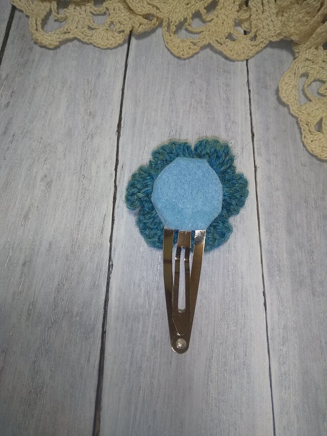 Flowerピン | iichi ハンドメイド・クラフト作品・手仕事品の通販