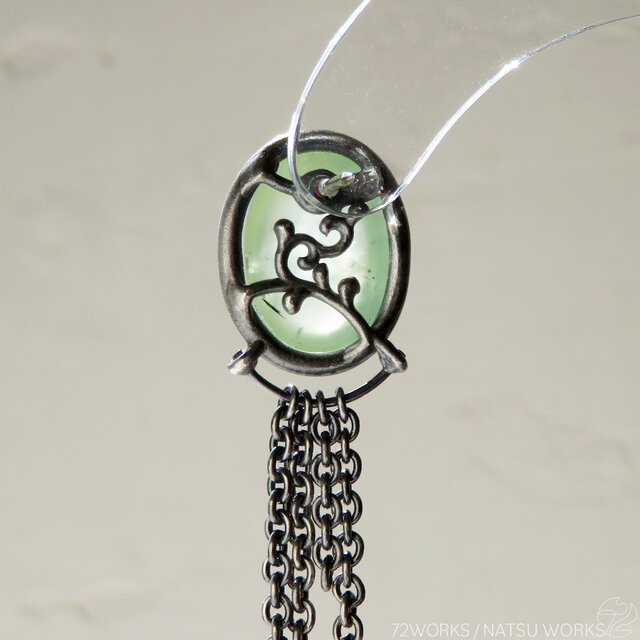 プレナイト ブローチ / Prehnite Brooch | iichi ハンドメイド・クラフト作品・手仕事品の通販