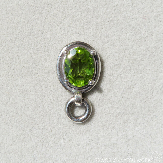 ペリドット ブローチ / Peridot Brooch | iichi ハンドメイド・クラフト作品・手仕事品の通販