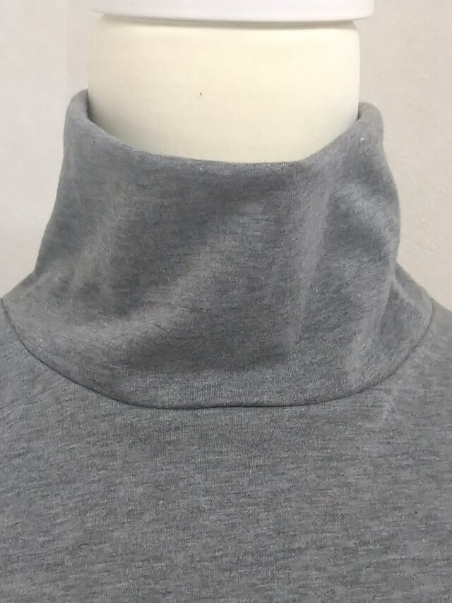 ハイネック、シンプルに、スタイリッシュに。GPO-96 | iichi ハンドメイド・クラフト作品・手仕事品の通販