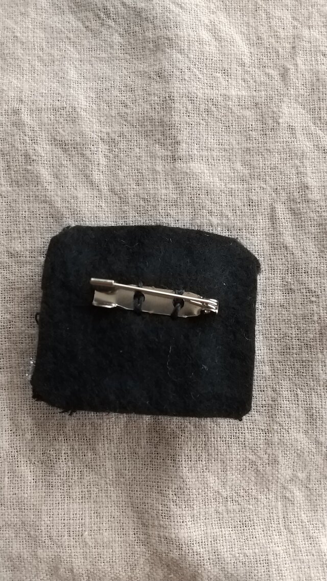 hagireブローチNo.45 | iichi ハンドメイド・クラフト作品・手仕事品の通販