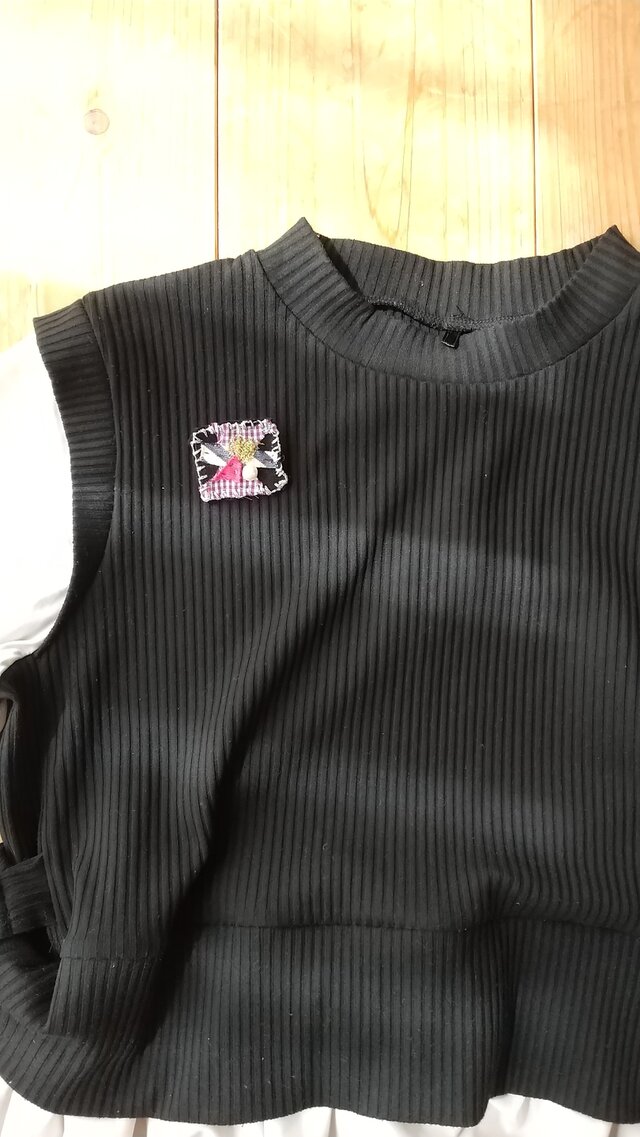 hagireブローチNo.45 | iichi ハンドメイド・クラフト作品・手仕事品の通販