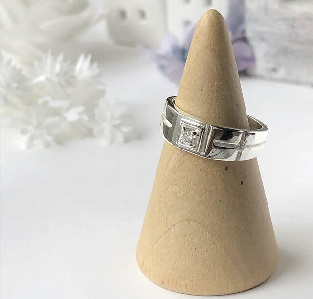 送料無料 ︎キラキラジルコニアリング 純銀 金属アレルギーの方も purecubic | iichi ハンドメイド・クラフト作品・手仕事品の通販