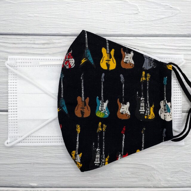 う040 ギター柄☆立体マスク | iichi ハンドメイド・クラフト作品・手仕事品の通販