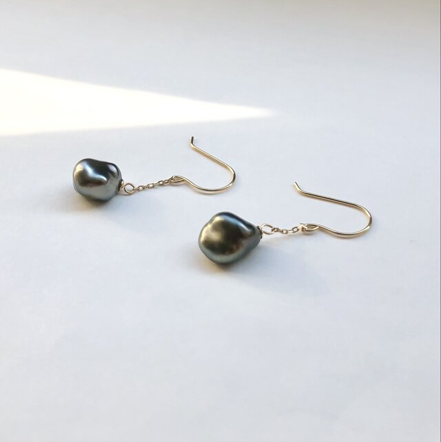 タヒチケシパール ピアス K18 | iichi ハンドメイド・クラフト作品・手仕事品の通販