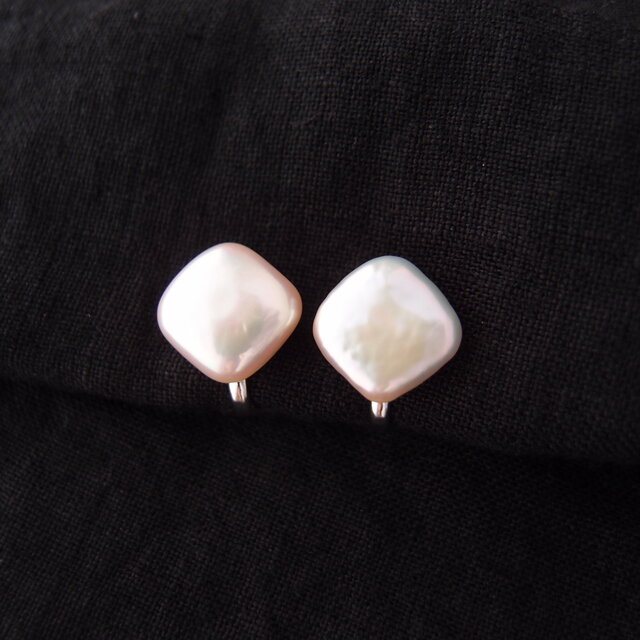 【SV】Square pearl／スクエアパール クリップイヤリング | iichi ハンドメイド・クラフト作品・手仕事品の通販