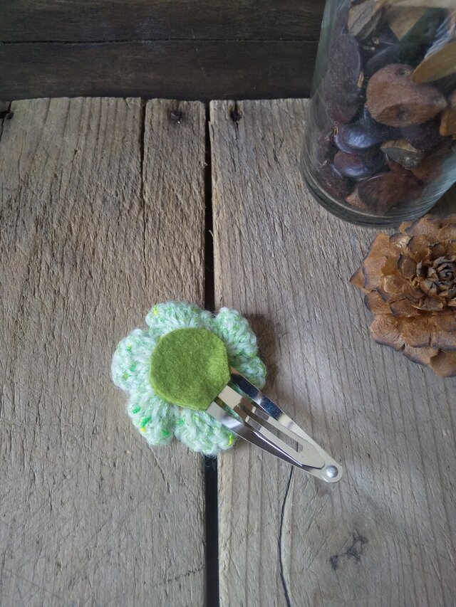 Flowerピン | iichi ハンドメイド・クラフト作品・手仕事品の通販